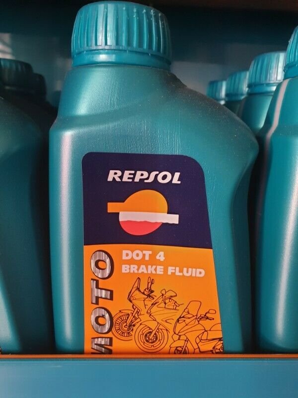 Repsol Dot 4 Brake Fluid 0.5L – RaceScreen